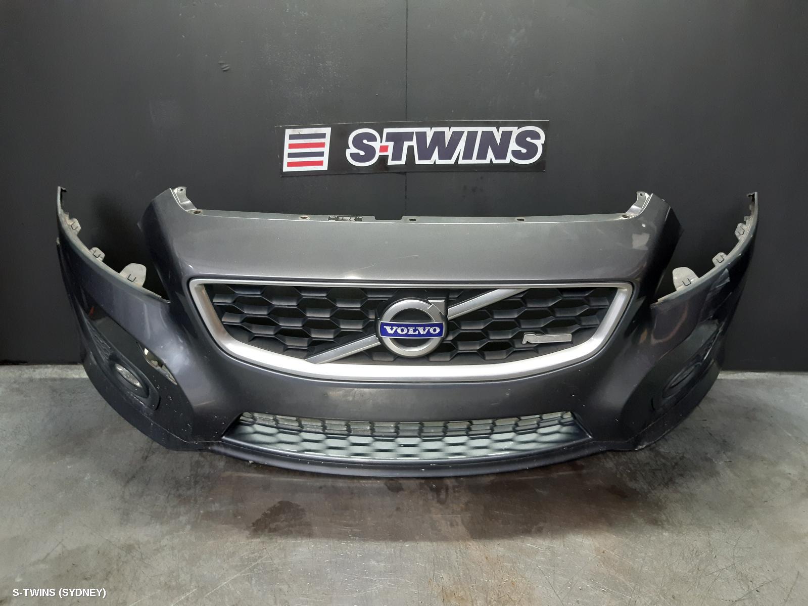 Volvo c30 r design front bumper store